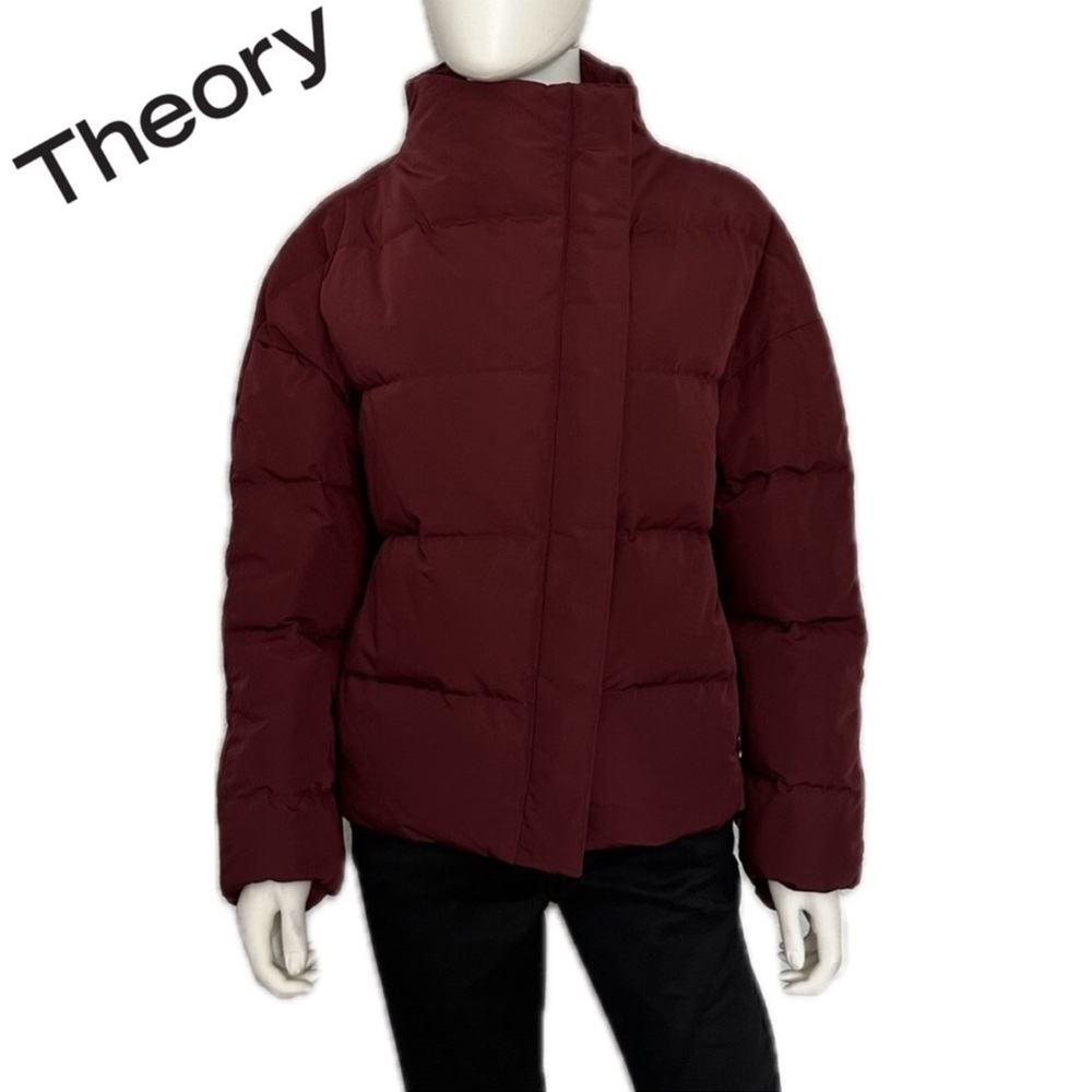 Theory Offset Puffer Jacket in Dark Current / Deep Bu… - Gem